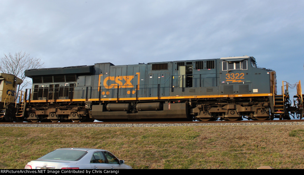 CSXT 3322 on Q370-30